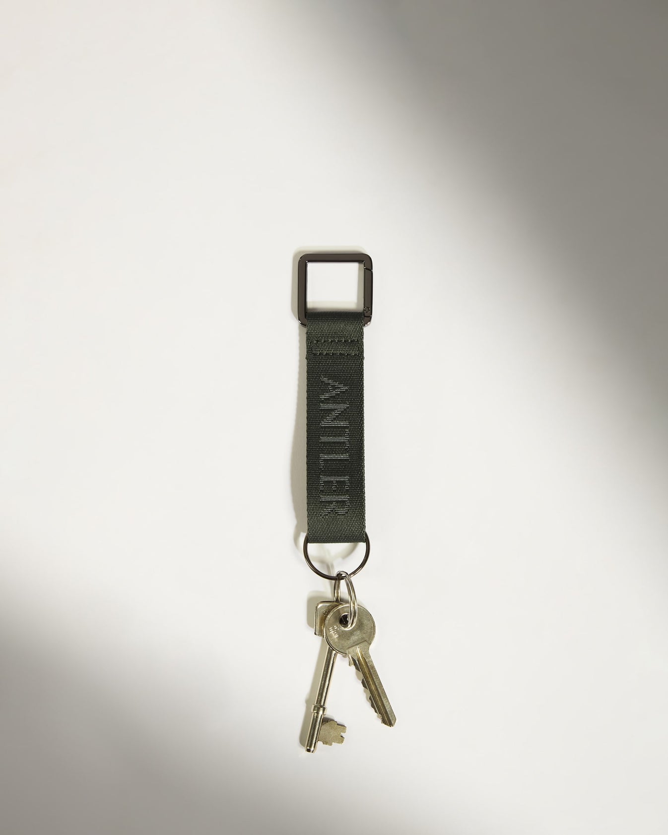 Icon Keyring in Khaki Green | Keychain & Travel Bag Accessories ...