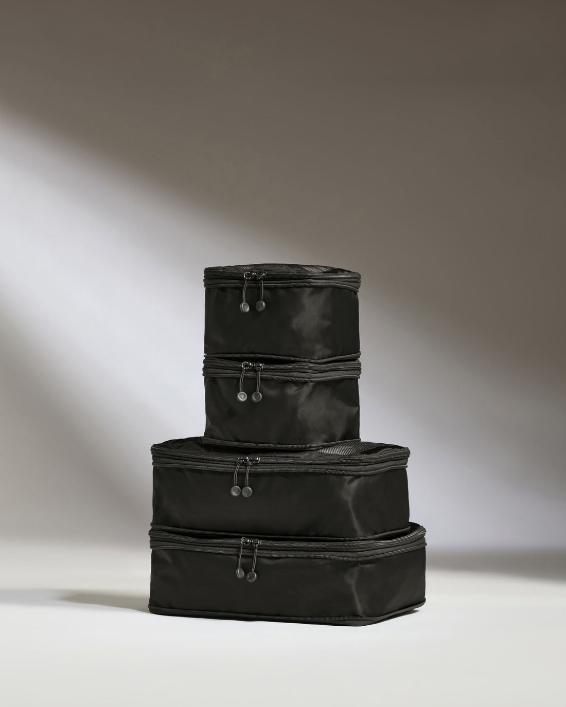 Packing Cubes in Black Set of 4 » Travel Accessories » Packing ...