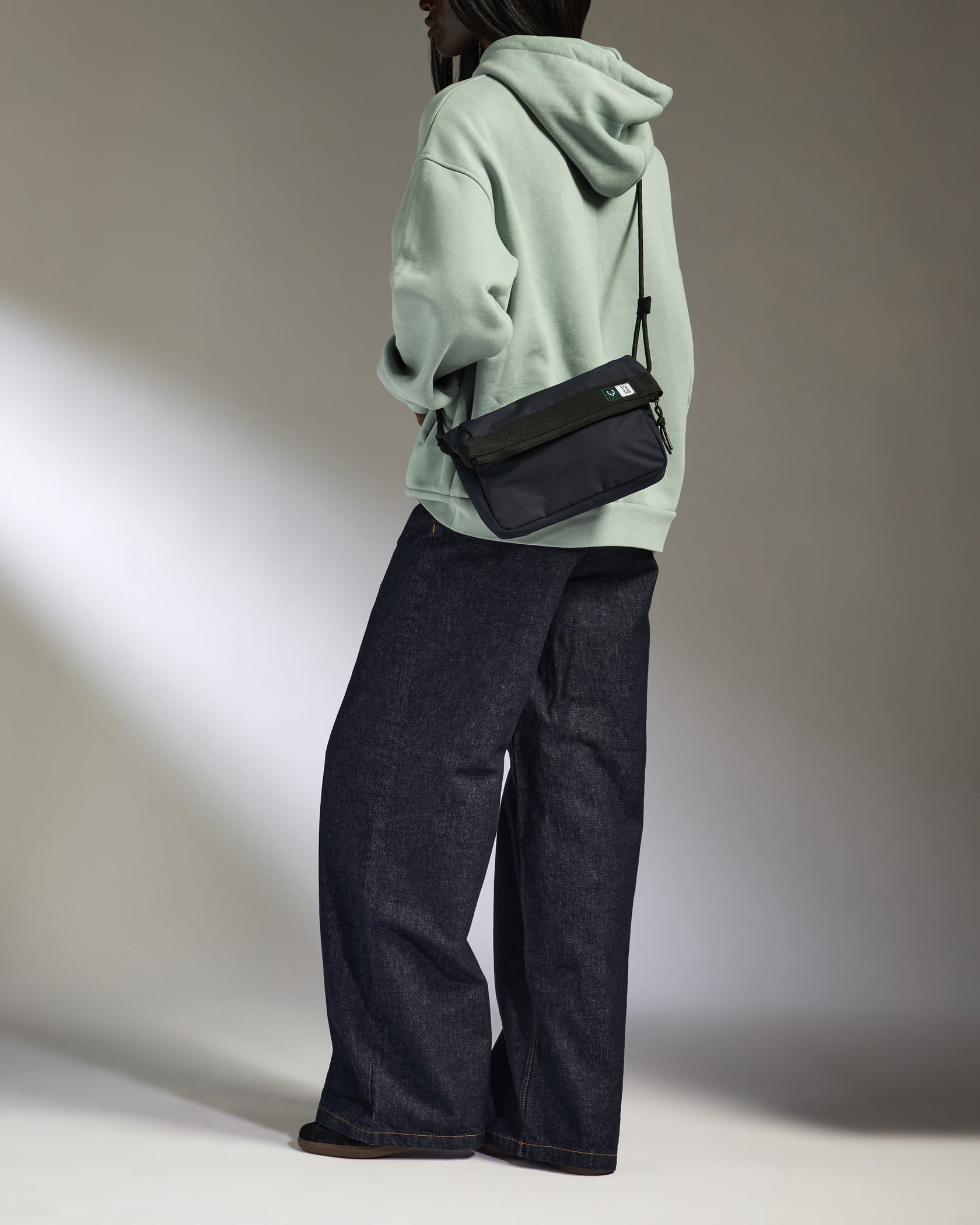 Essential Crossbody Bag in Navy | Travel Bag & Accessories – Antler ...